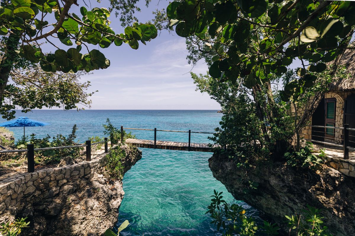 Gallery | Rock House Hotel